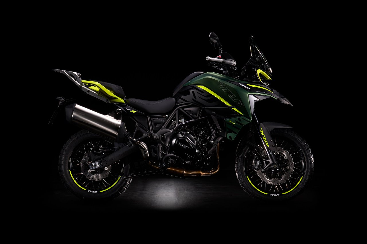 TRK 702 X